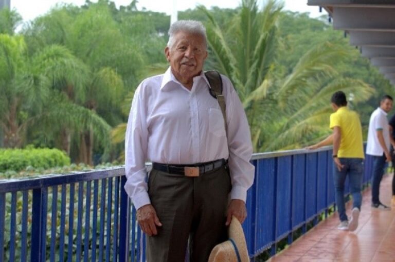 José Mejía Peralta perseverante como el sol 1934-2025 - Letra Fría
